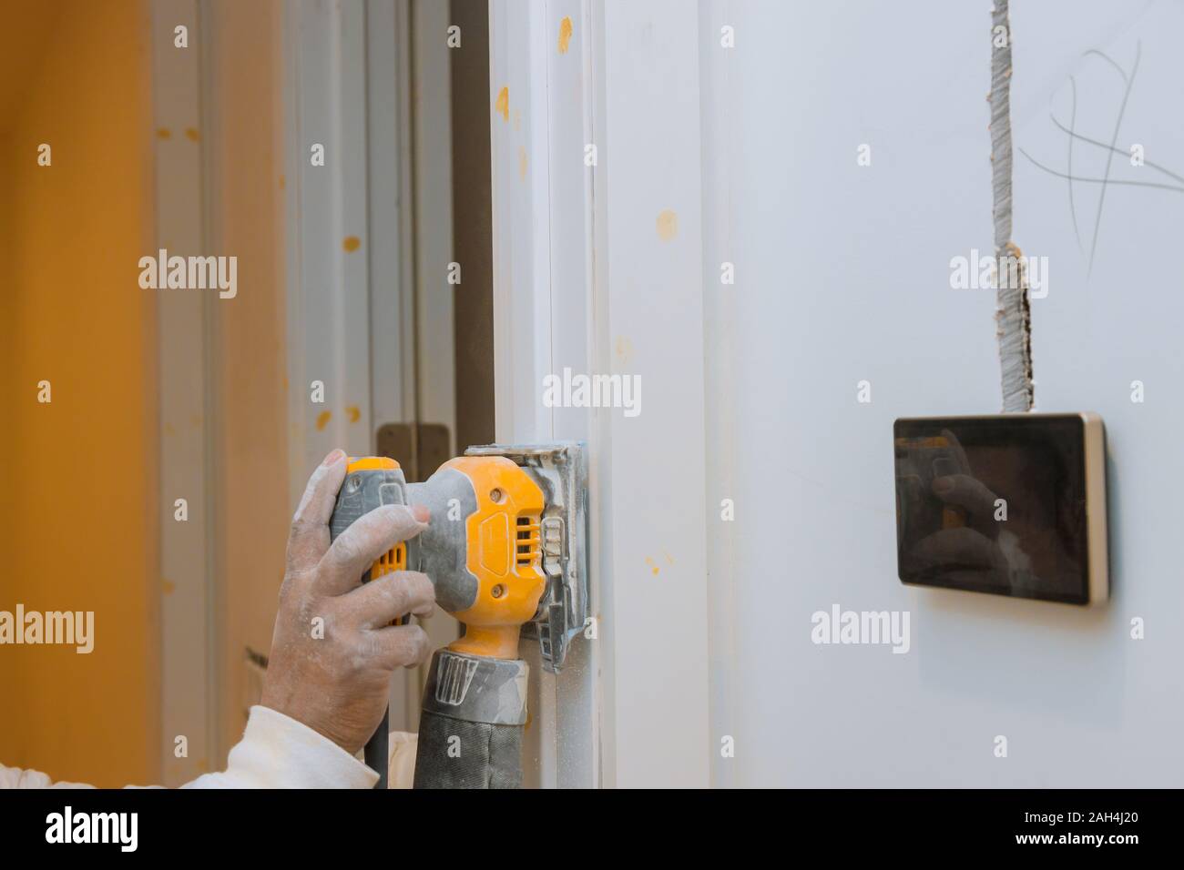 Sanding wood trim hi-res stock photography and images - Alamy