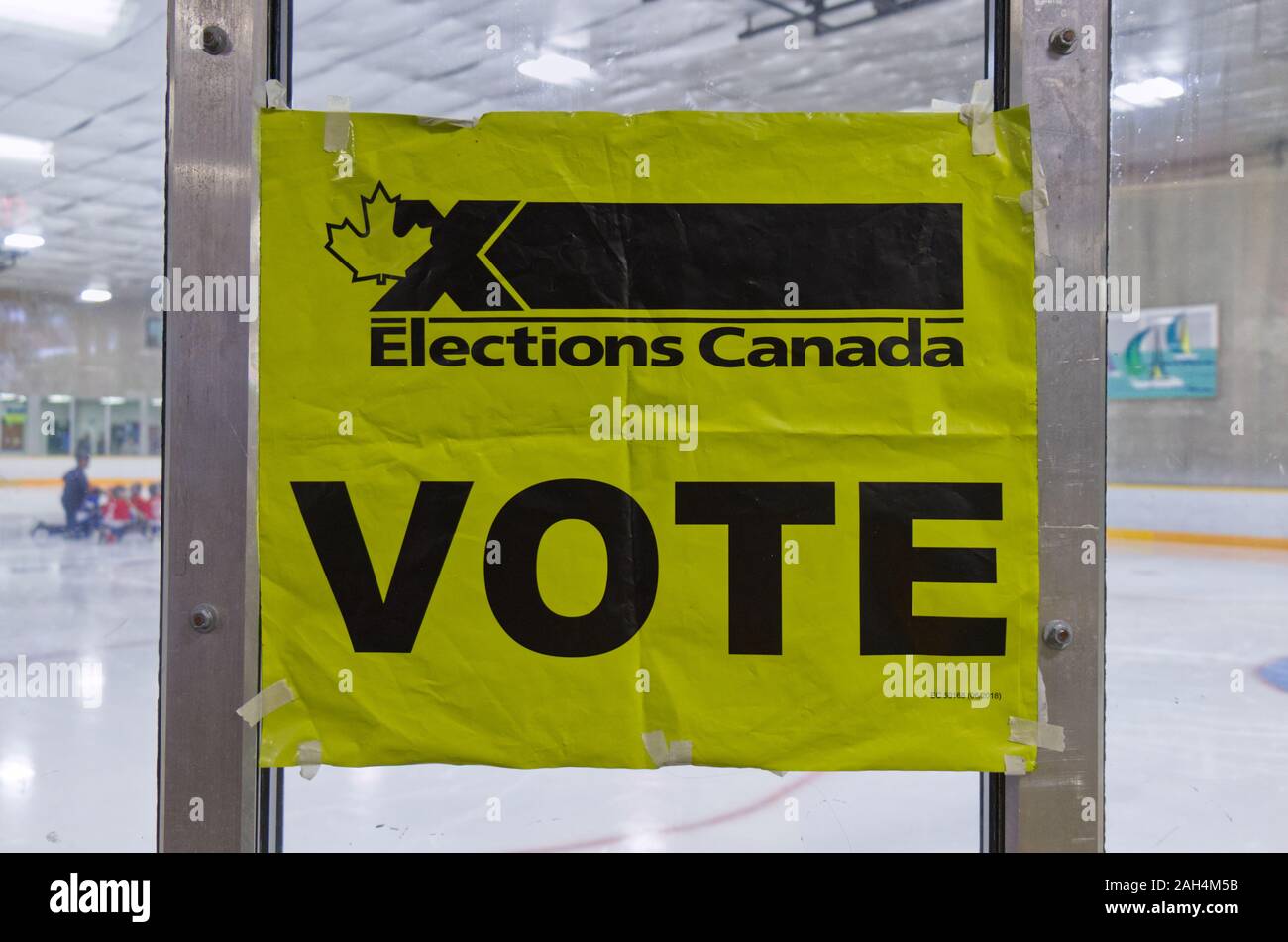 Election poster choose hi-res stock photography and images - Alamy