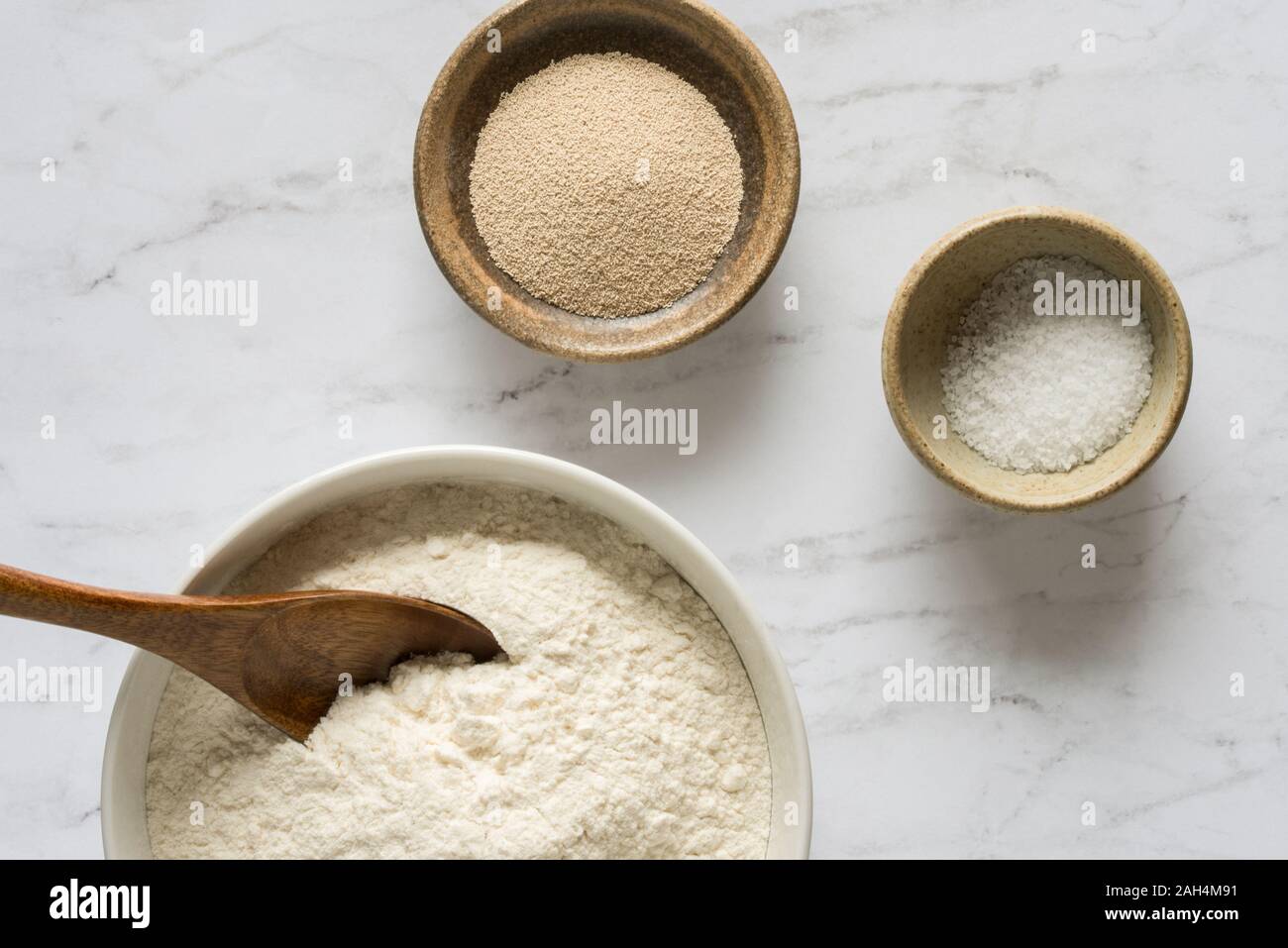 Flour and salt hi-res stock photography and images - Alamy