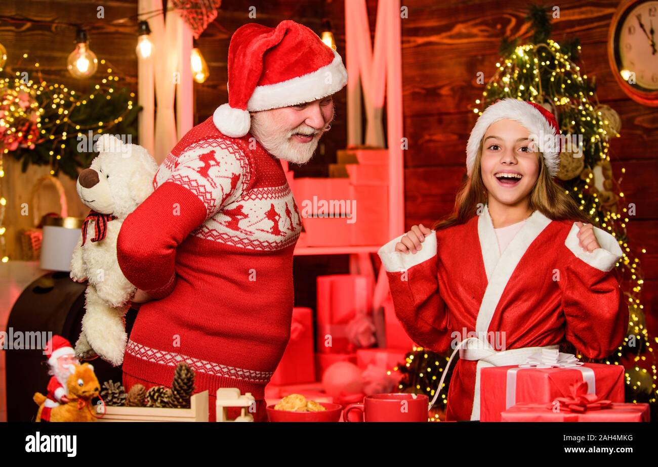 Generous child hi-res stock photography and images - Alamy