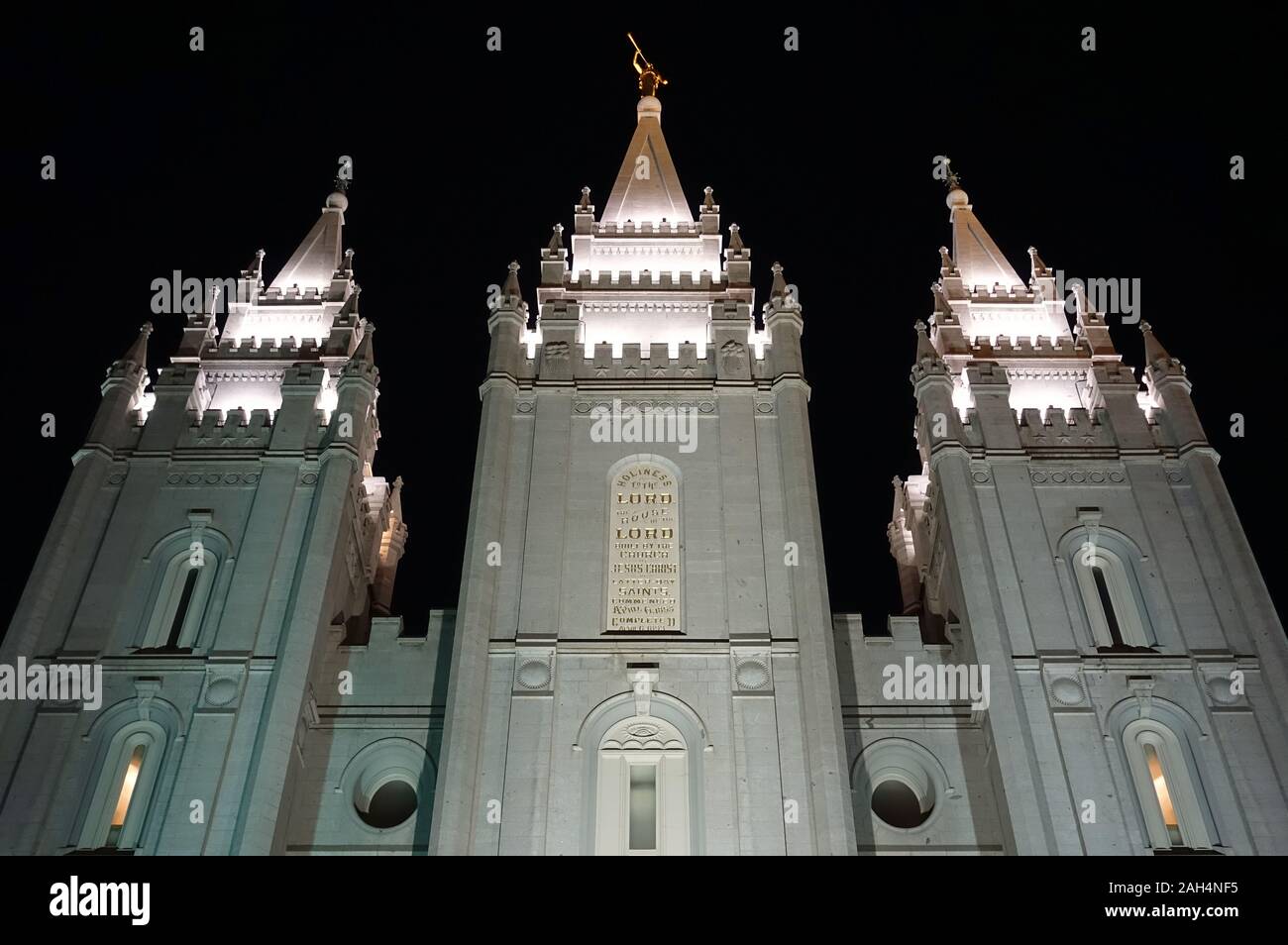 Mormon Tabernacle At Night