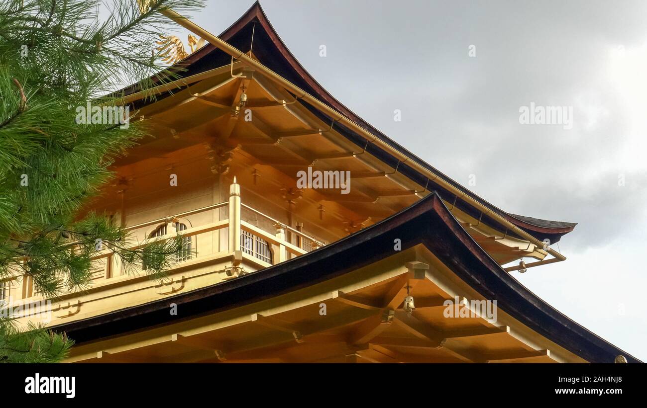 Zen residence hi-res stock photography and images - Alamy