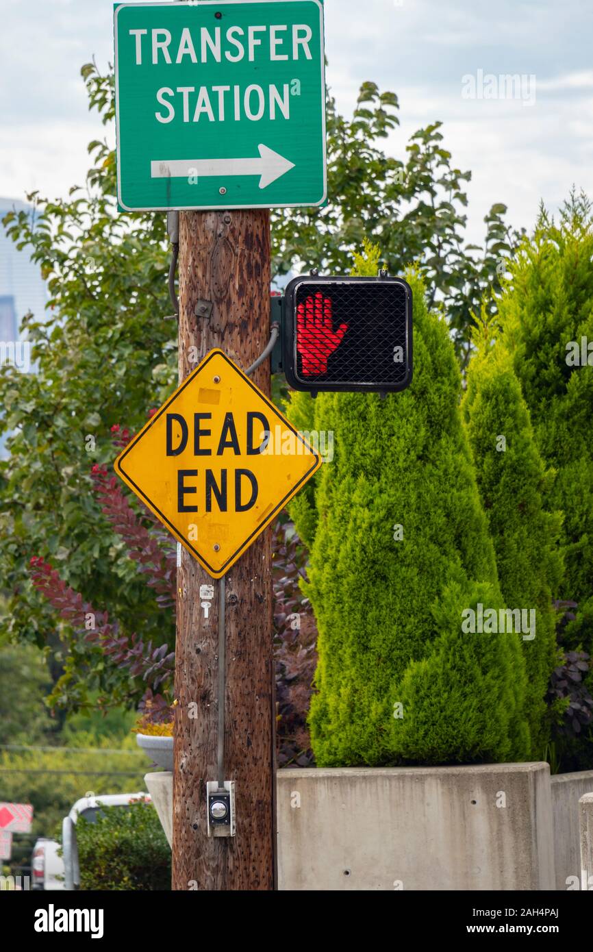 Dont walk sign hi-res stock photography and images - Alamy