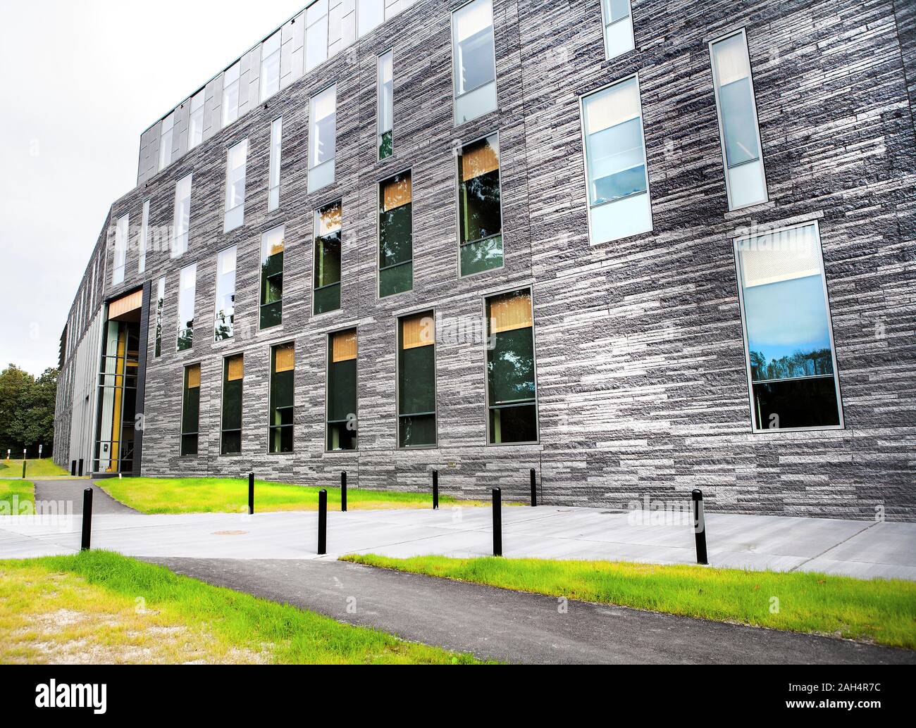 Hall swarthmore college hi-res stock photography and images - Alamy