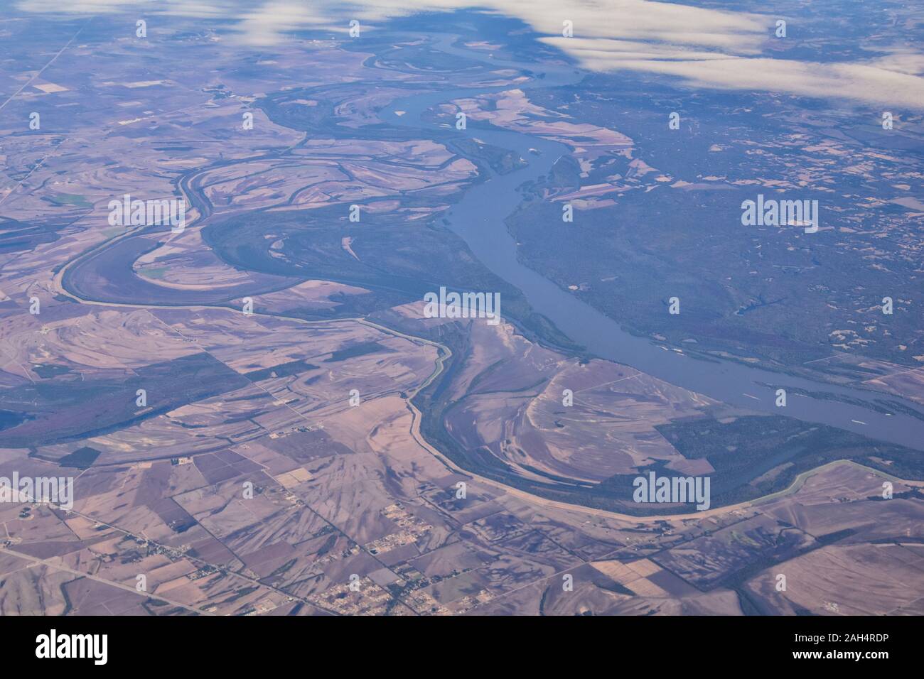 Mississippi river aerial farm hi-res stock photography and images - Alamy