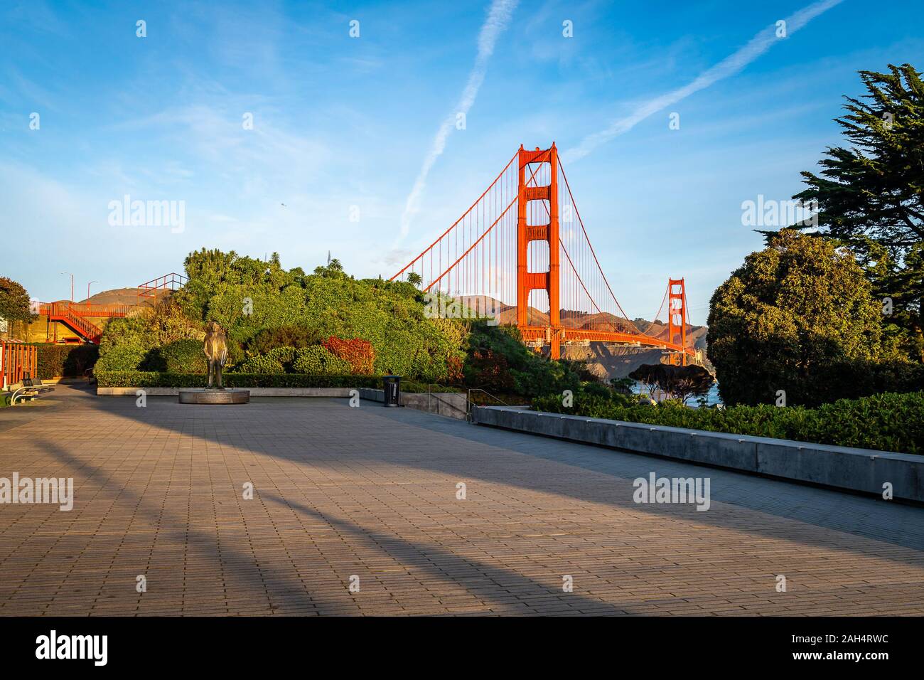 Golden gate overlook lookout hi-res stock photography and images - Alamy