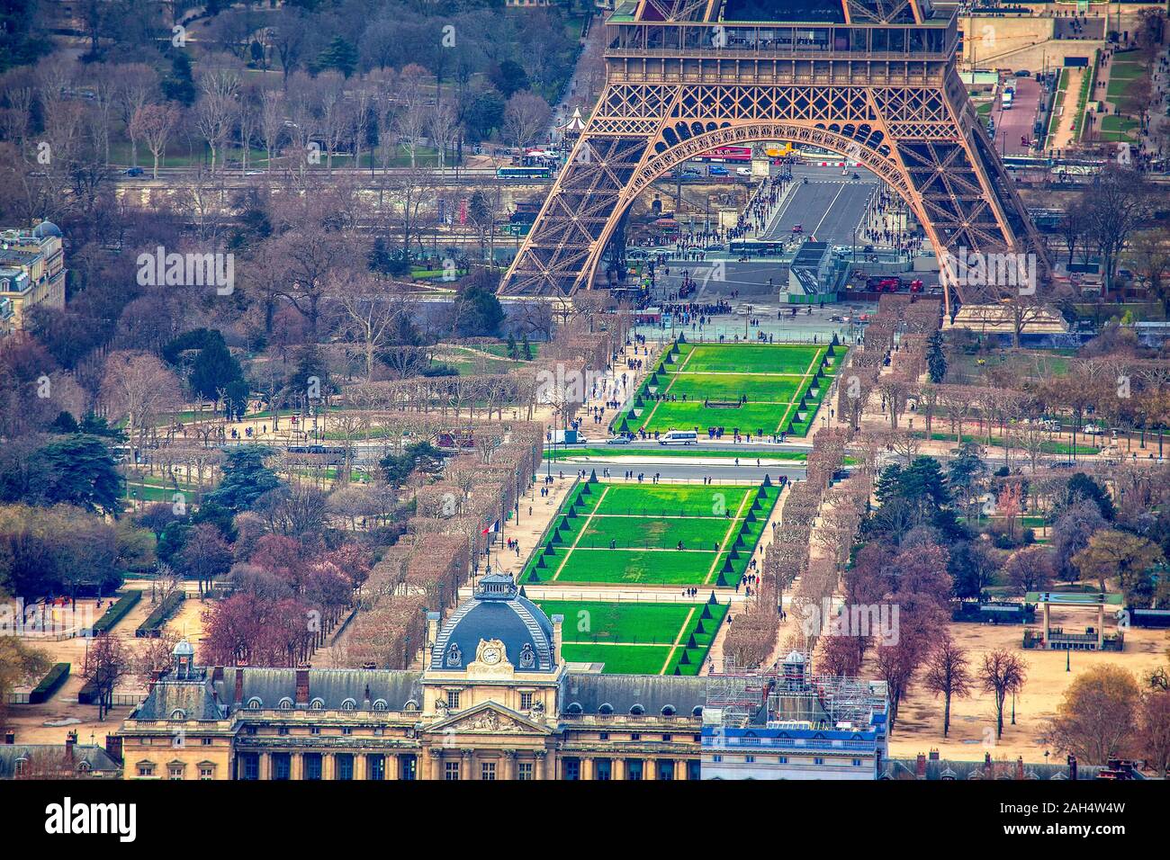 Paris central city area with famous Tour Stock Photo - Alamy