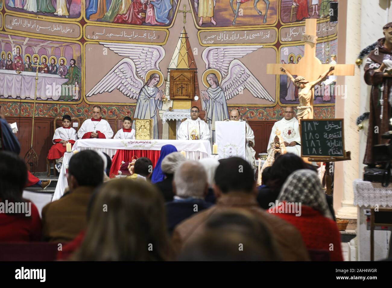 Gaza, Palestine. 24th Dec, 2019. Catholic clergymen pray as Christian ...