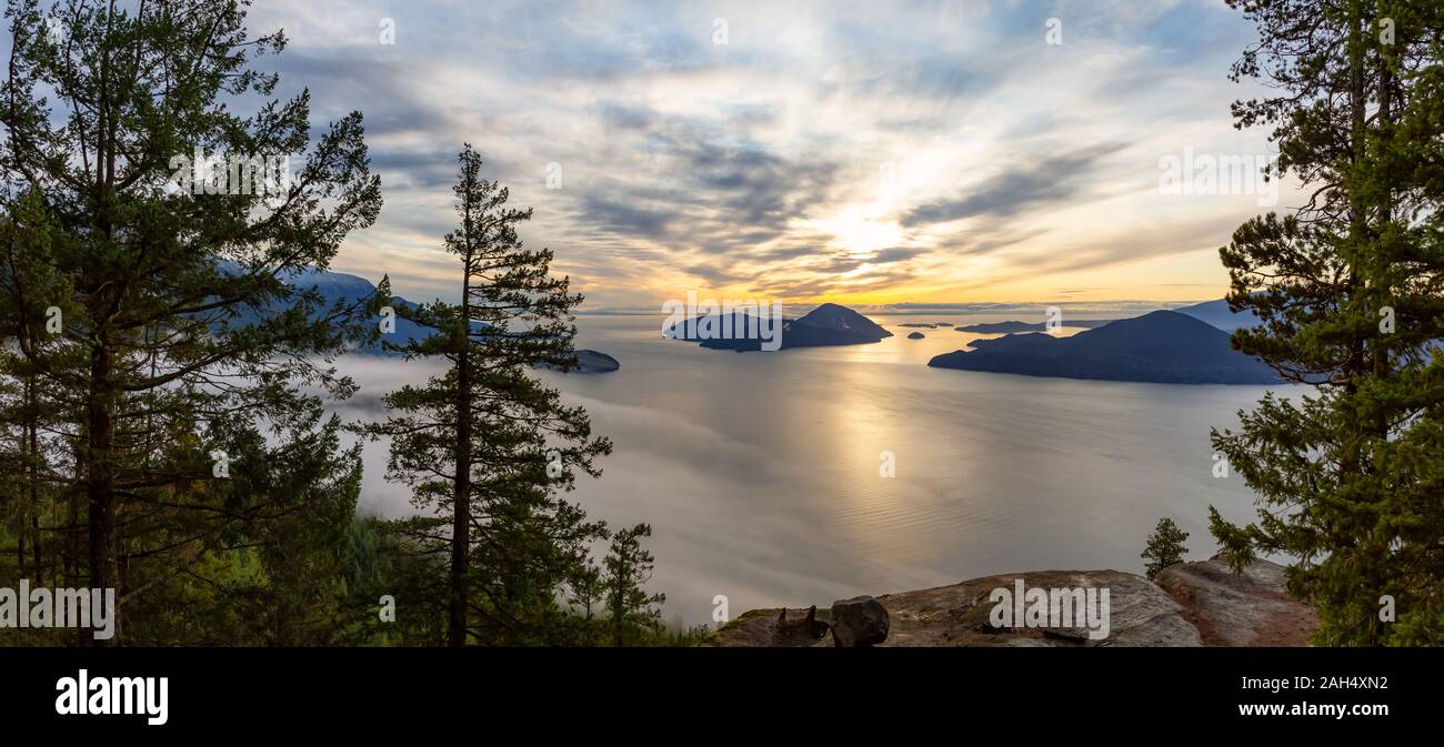 Howe sound panorama hi-res stock photography and images - Alamy