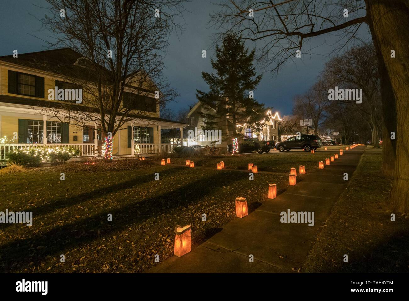 Chicago, USA. 24 December 2019. The annual tradition of lighting ...
