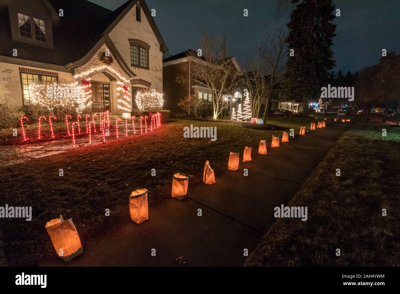 Chicago, USA. 24 December 2019. The annual tradition of lighting ...