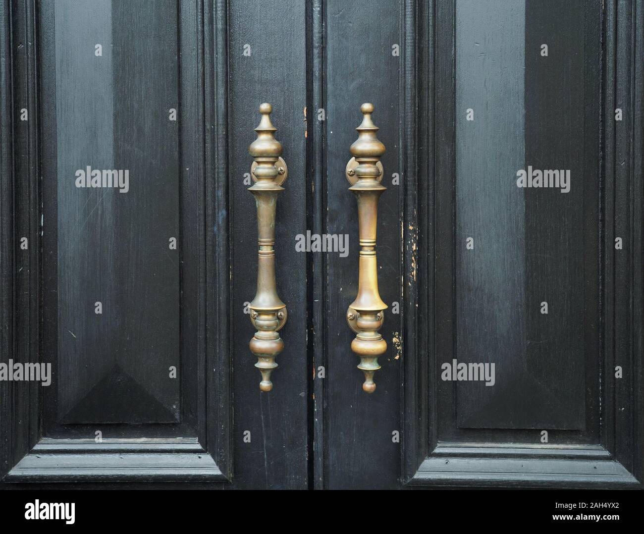 One door opens another closes hi-res stock photography and images - Alamy