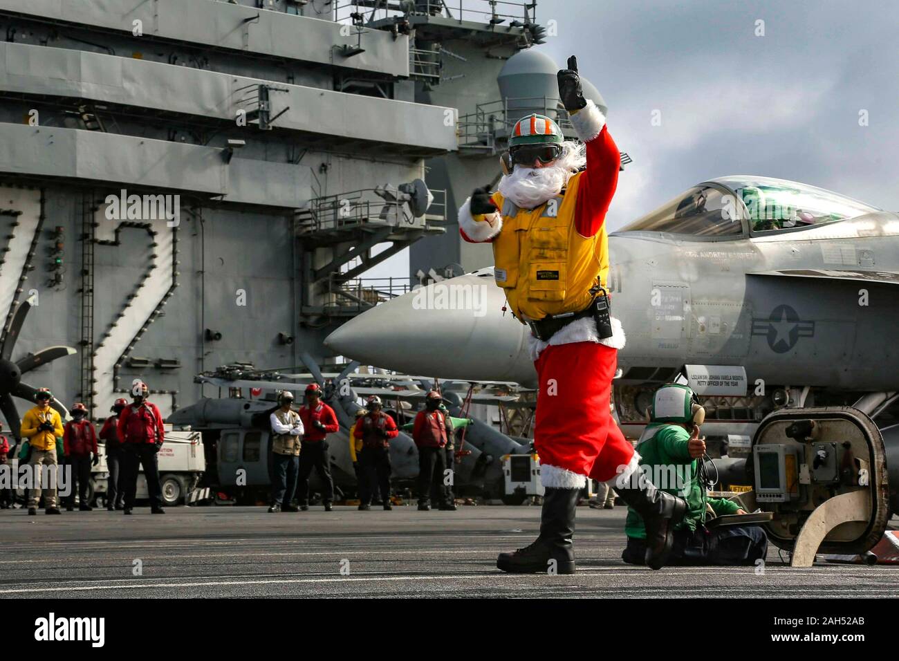 USS Abraham Lincoln, United States. 24 December, 2019. A U.S. Navy ...