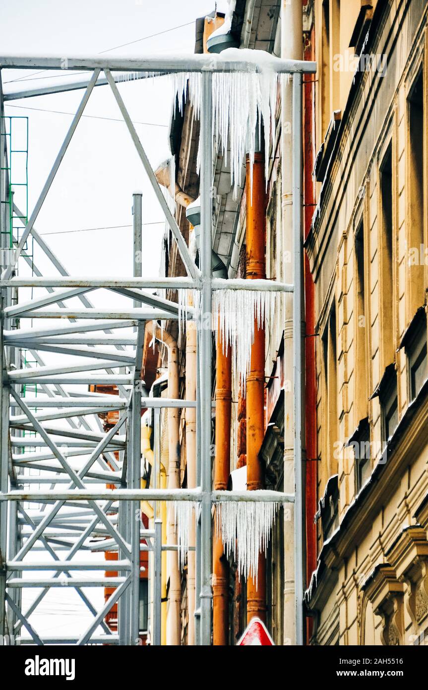Ice covered ladder hi-res stock photography and images - Alamy