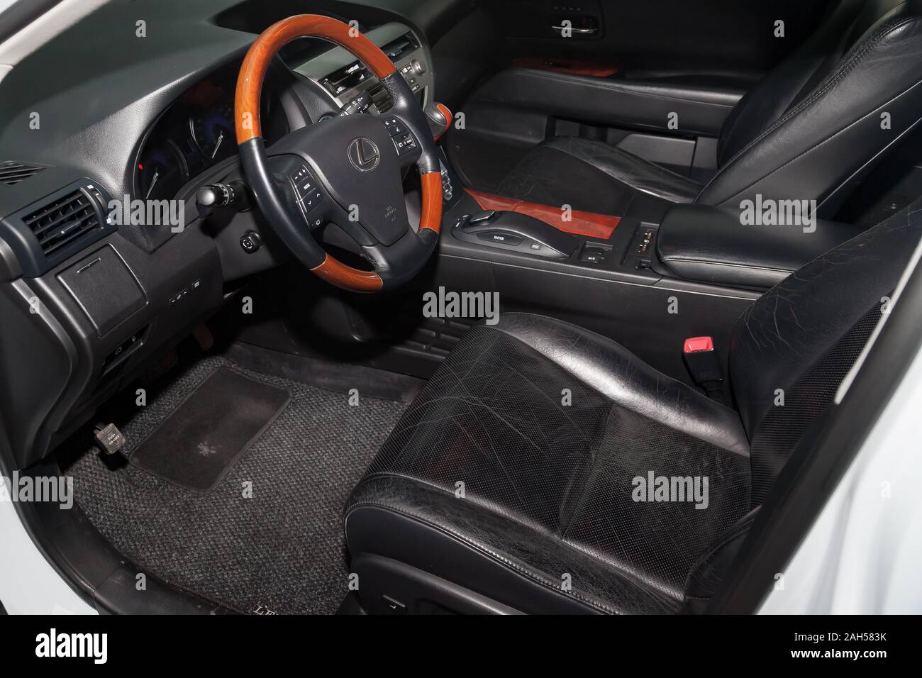 Aft steering hi-res stock photography and images - Alamy