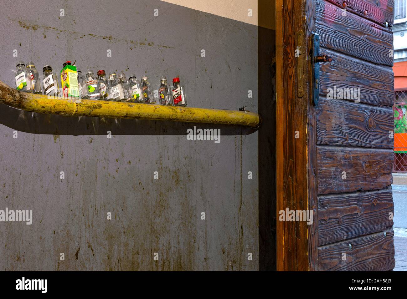 Bottles of spirits hidden hi-res stock photography and images - Alamy