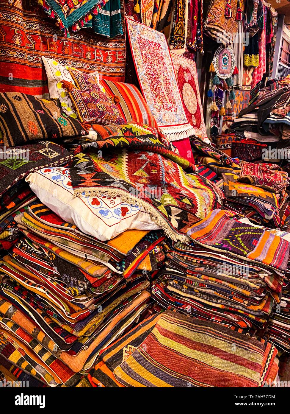 Istanbul Market Rugs High Resolution Stock Photography and Images - Alamy