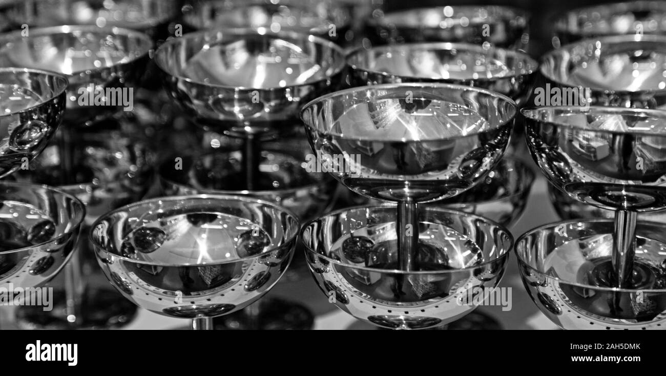 Traditional cups containers hi-res stock photography and images - Alamy