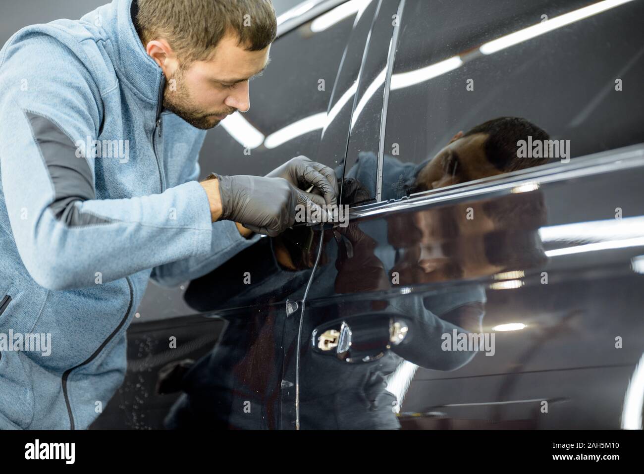 Vehicle service hi-res stock photography and images - Alamy