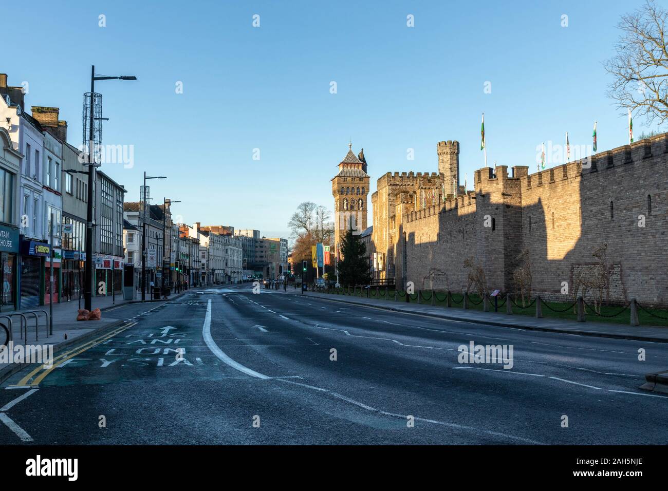 Cardiff, Wales. 25 Dec 2019. The busiest roads and streets of Cardiff ...