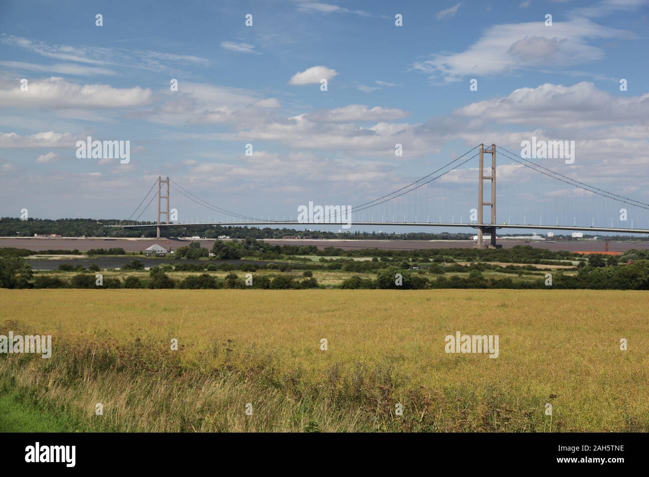 Humber bridge board hi-res stock photography and images - Alamy