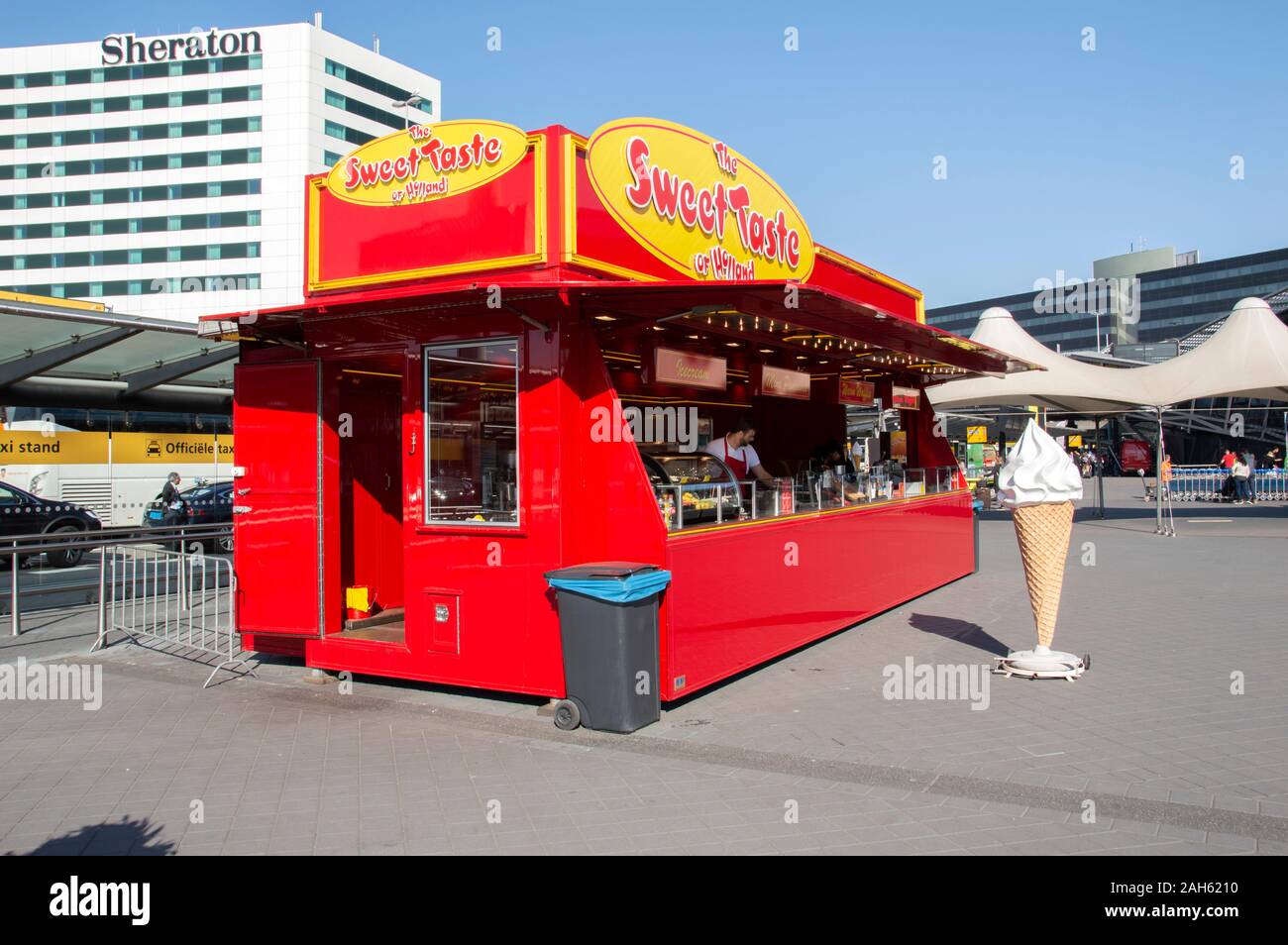 The Sweet Taste Of Holland Food Stand At Schiphol Airport The ...