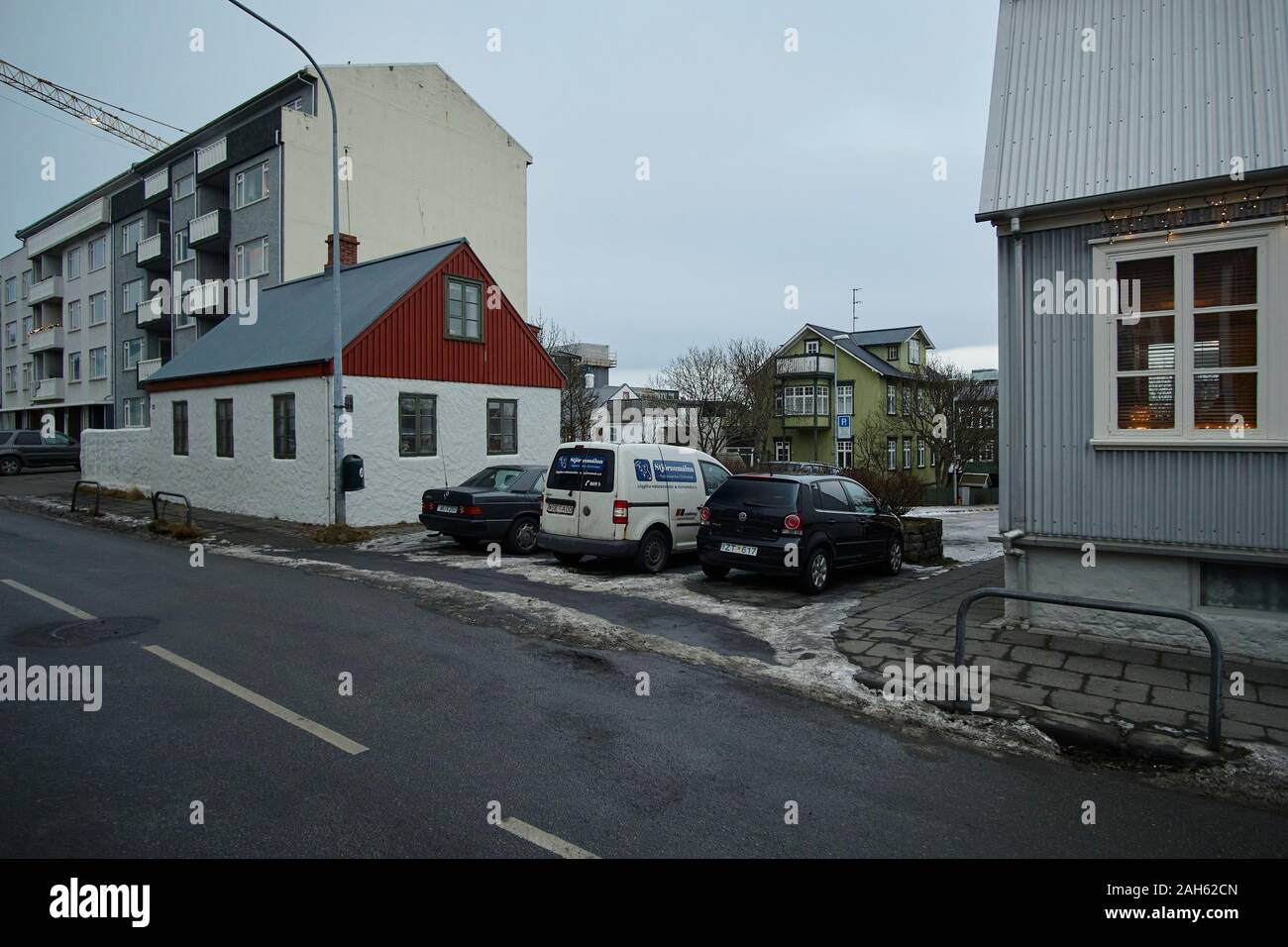 Western Reykjavík wide-angle street scenes in the dusk of winter Stock ...