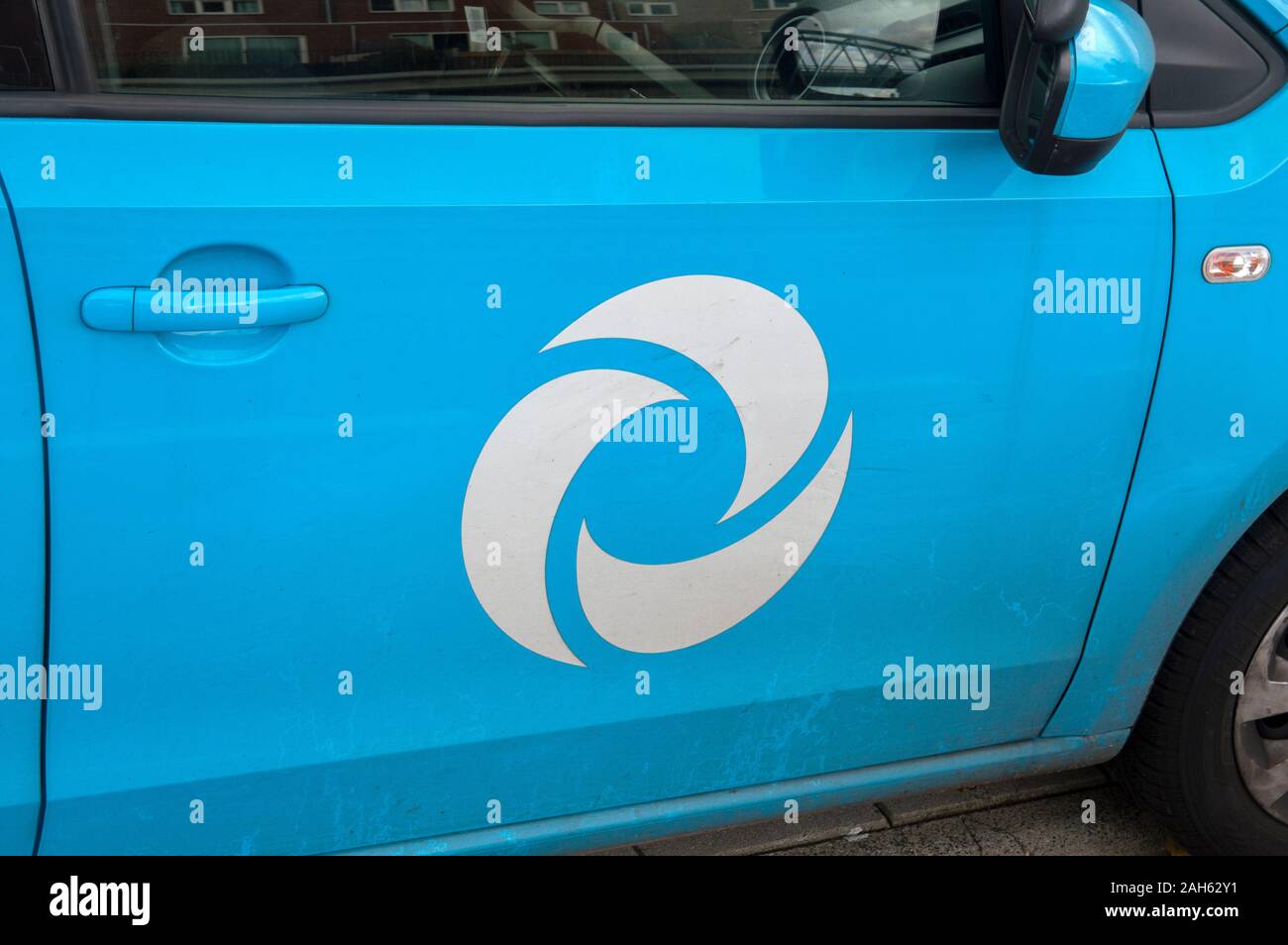 Net logo hi-res stock photography and images - Alamy