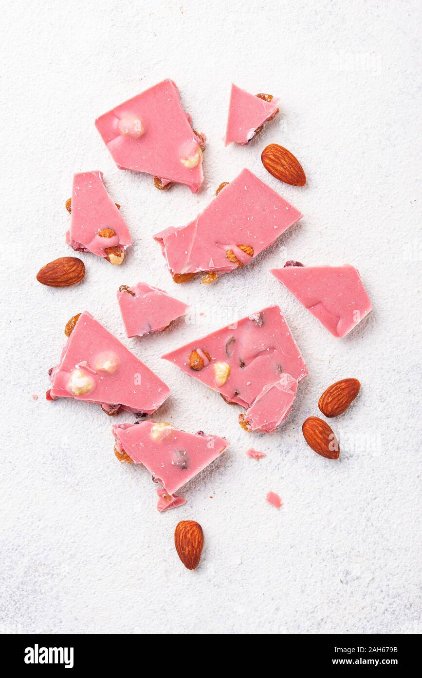 Ruby chocolate beans hi-res stock photography and images - Alamy