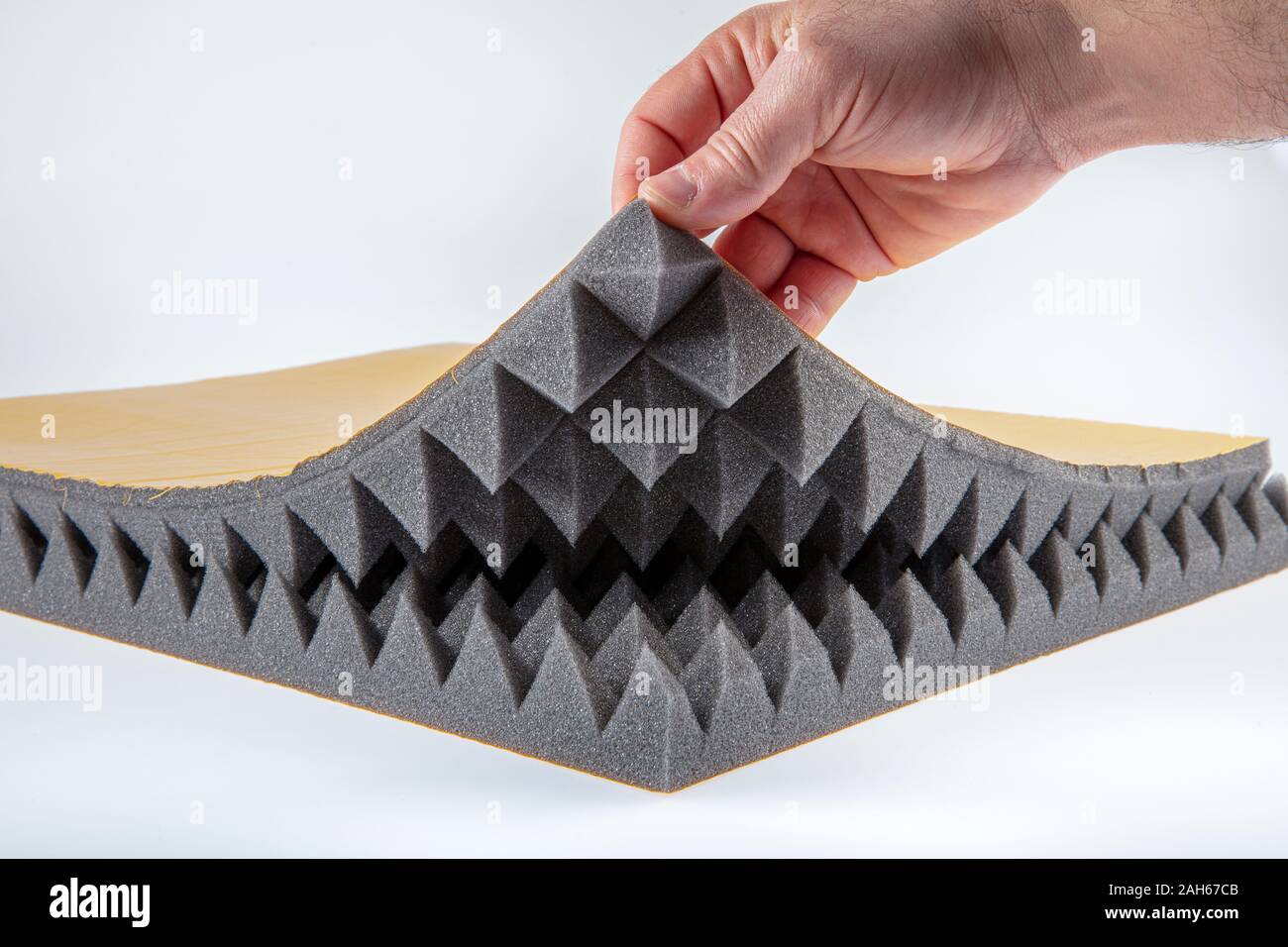 Acoustic sponge - Acoustic foam - fire retardant Pyramid Sponge. 15 ...