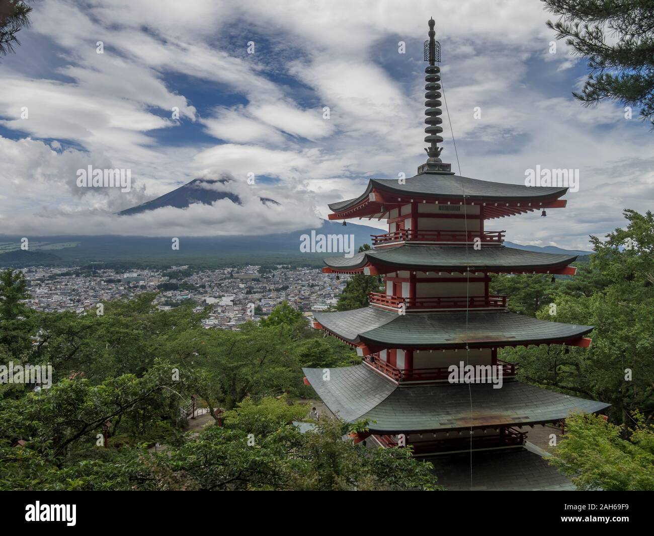 Arakurayama Sengen Park Stock Photo - Alamy
