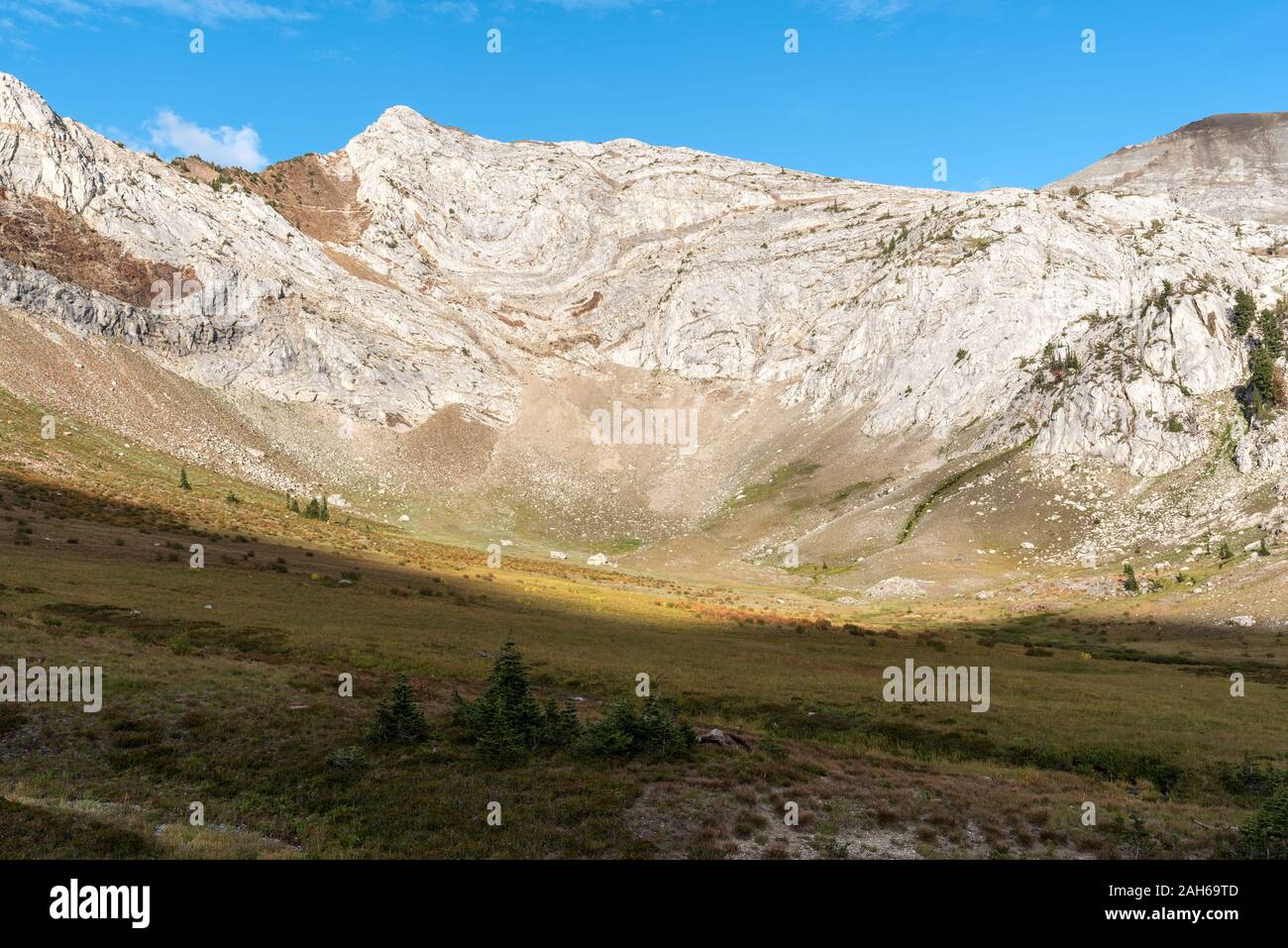 Headwall hi-res stock photography and images - Alamy