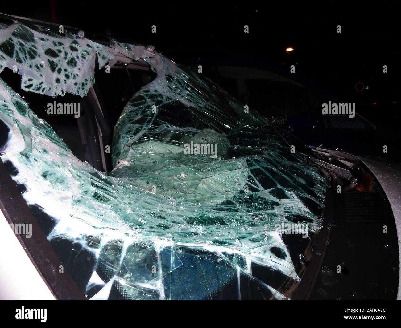 Total car crash smash accident on a road Stock Photo - Alamy