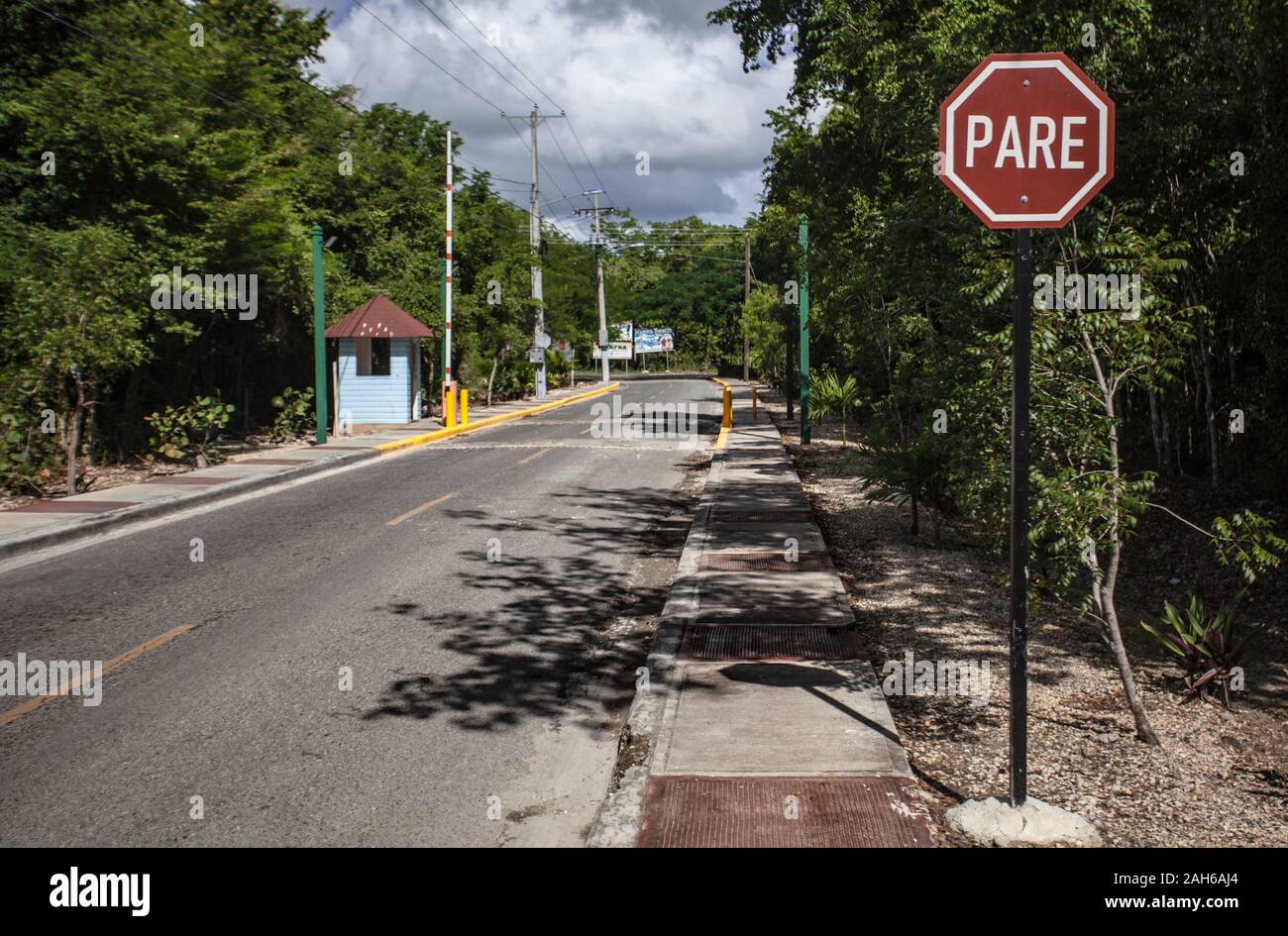 Dominican Stop Signal Stock Photo - Alamy