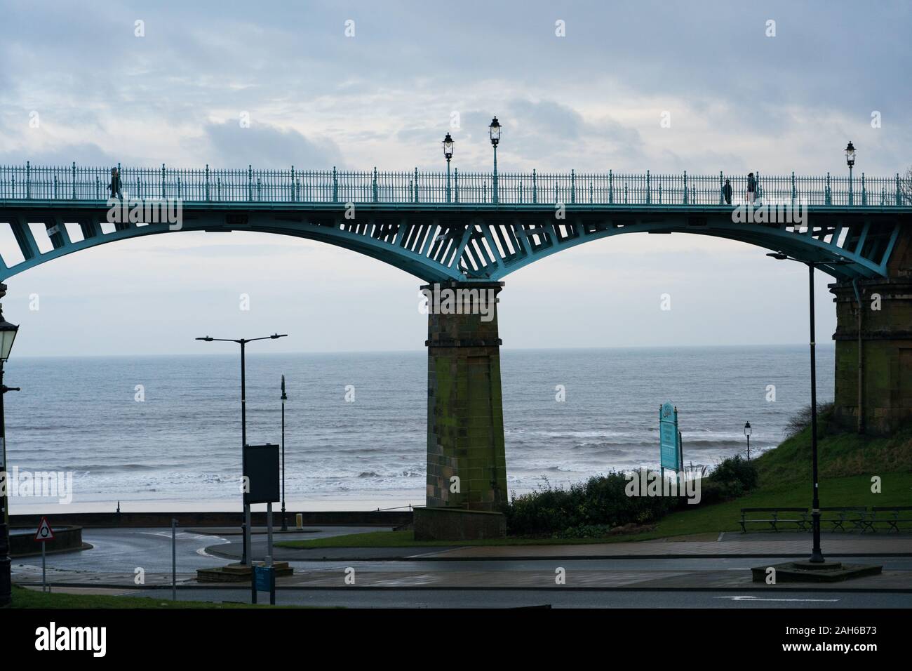 Spa Bridge, Scarborough Beach Stock Photo - Alamy
