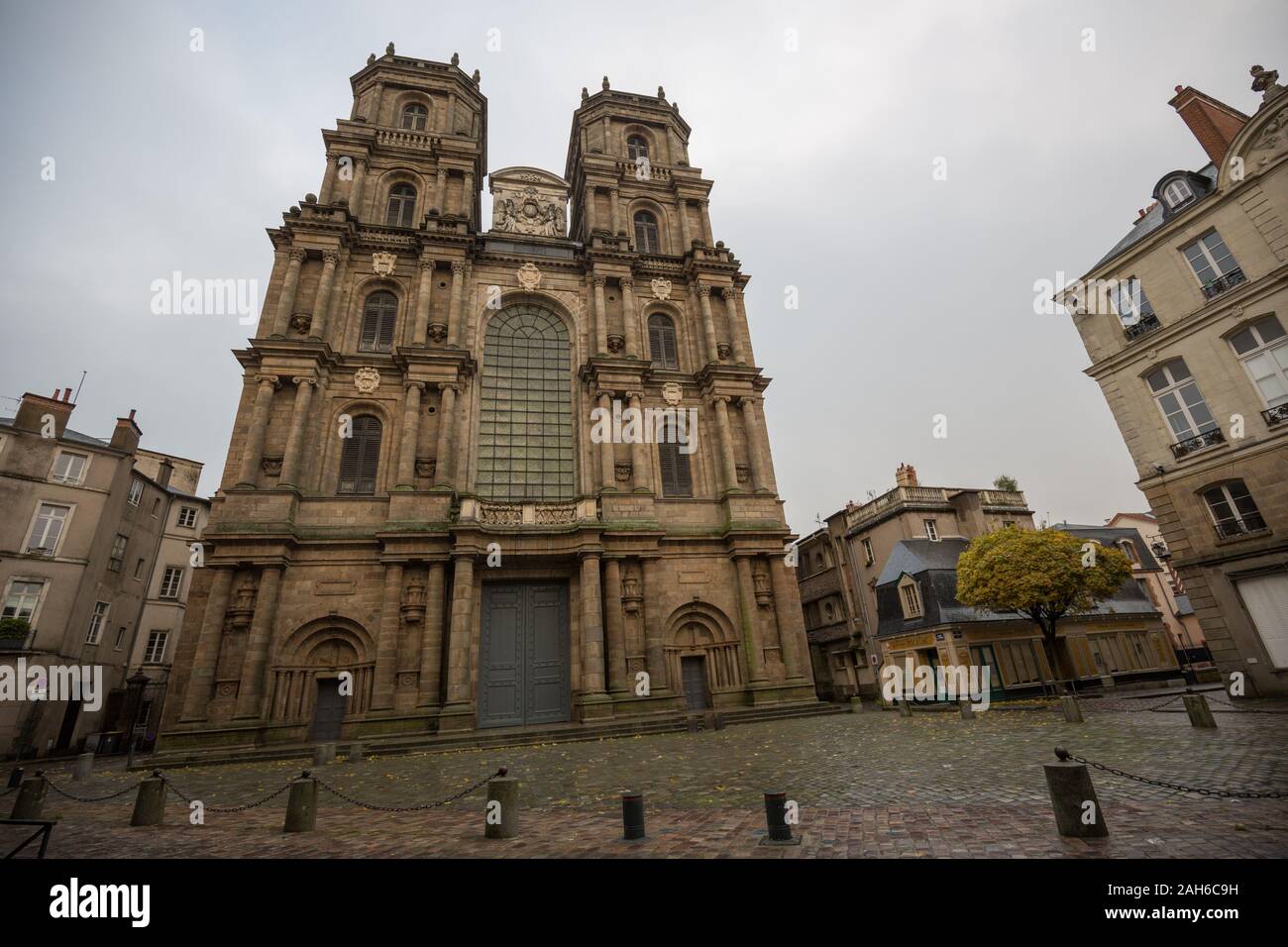 Rennes cathedral and france hi-res stock photography and images - Alamy