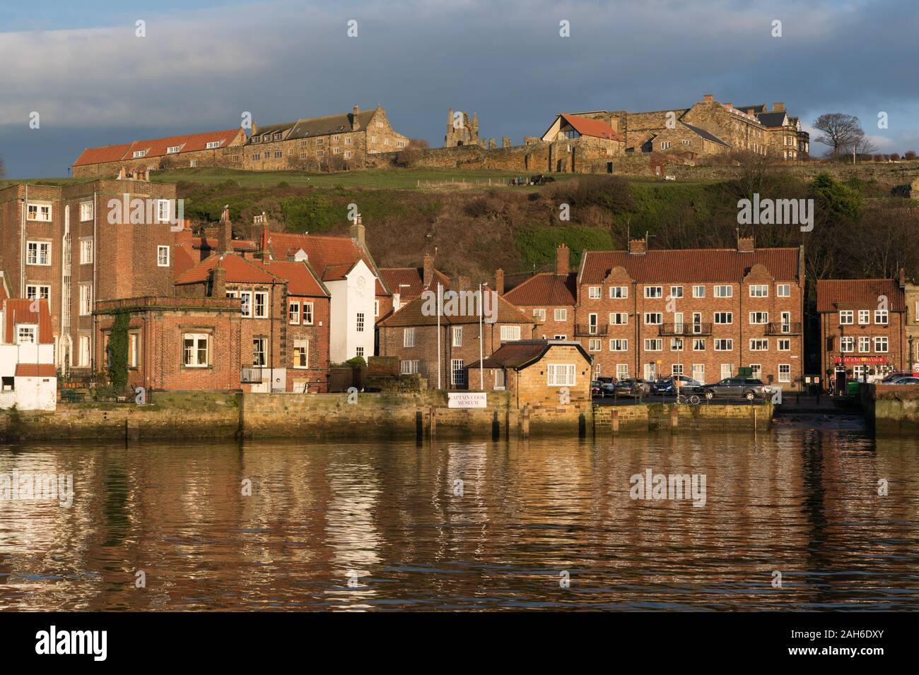 Fossil whitby hi-res stock photography and images - Alamy
