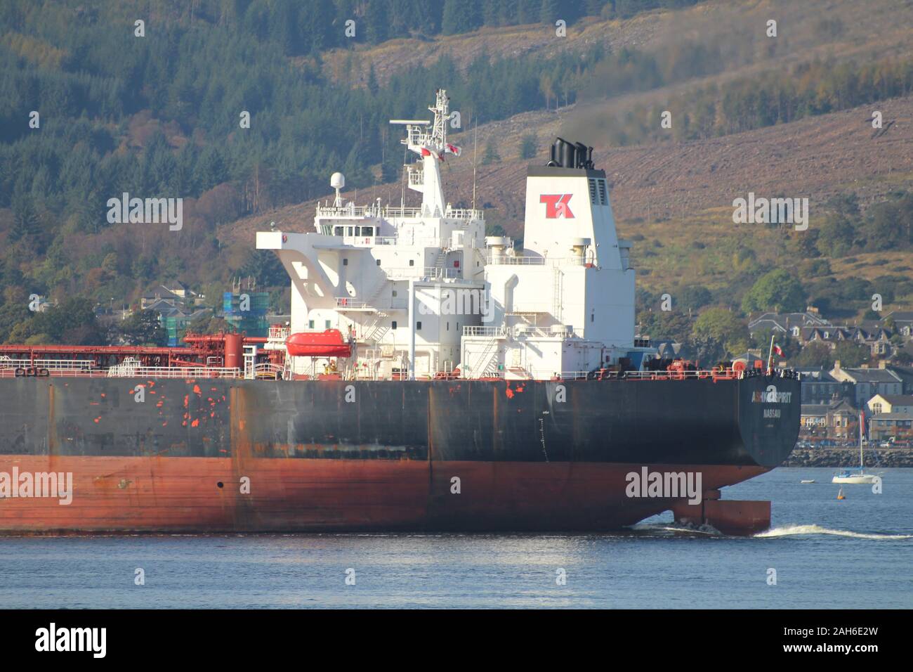 Ashkini Spirit, a Suezmax oil tanker operated by Teekay Shipping ...