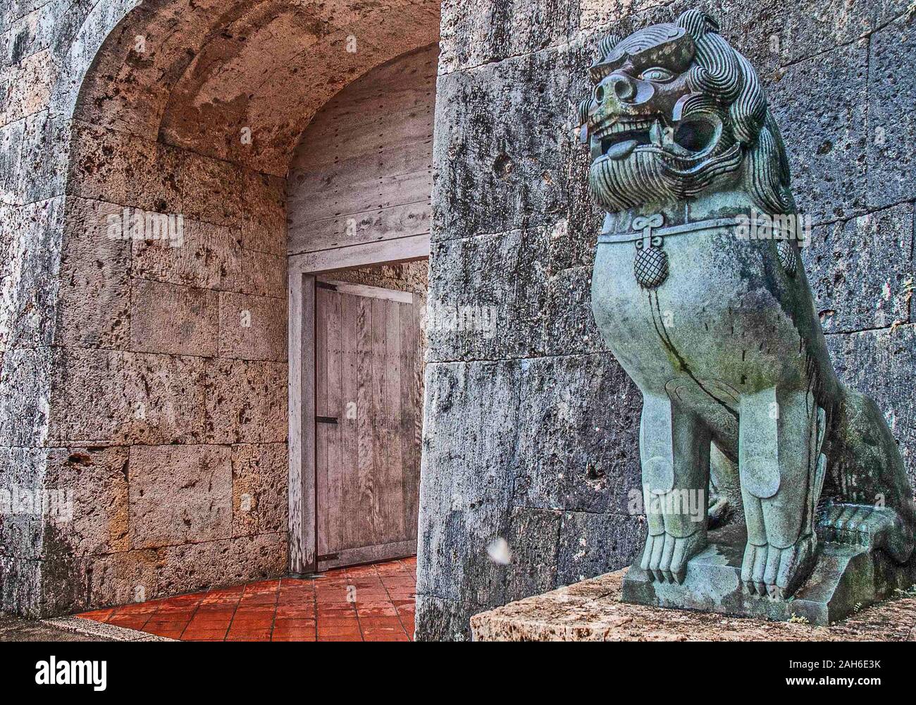 Naha, Okinawa, Ryukyu Islands. 1st Nov, 2006. Sitting Guardian Lion ...