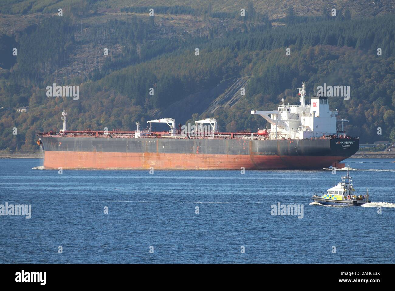 Ashkini Spirit, a Suezmax oil tanker operated by Teekay Shipping ...