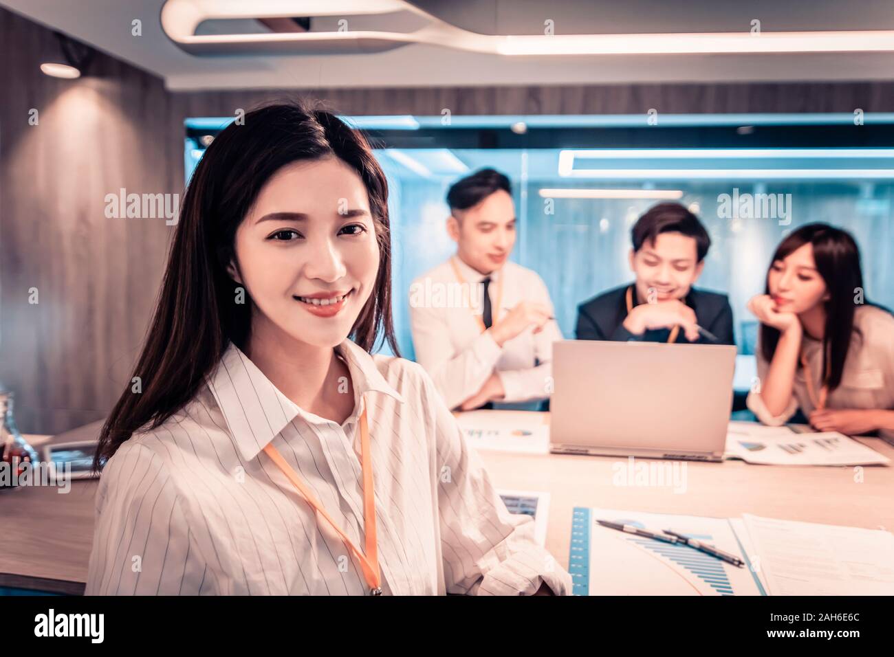 Staff of office hi-res stock photography and images - Alamy