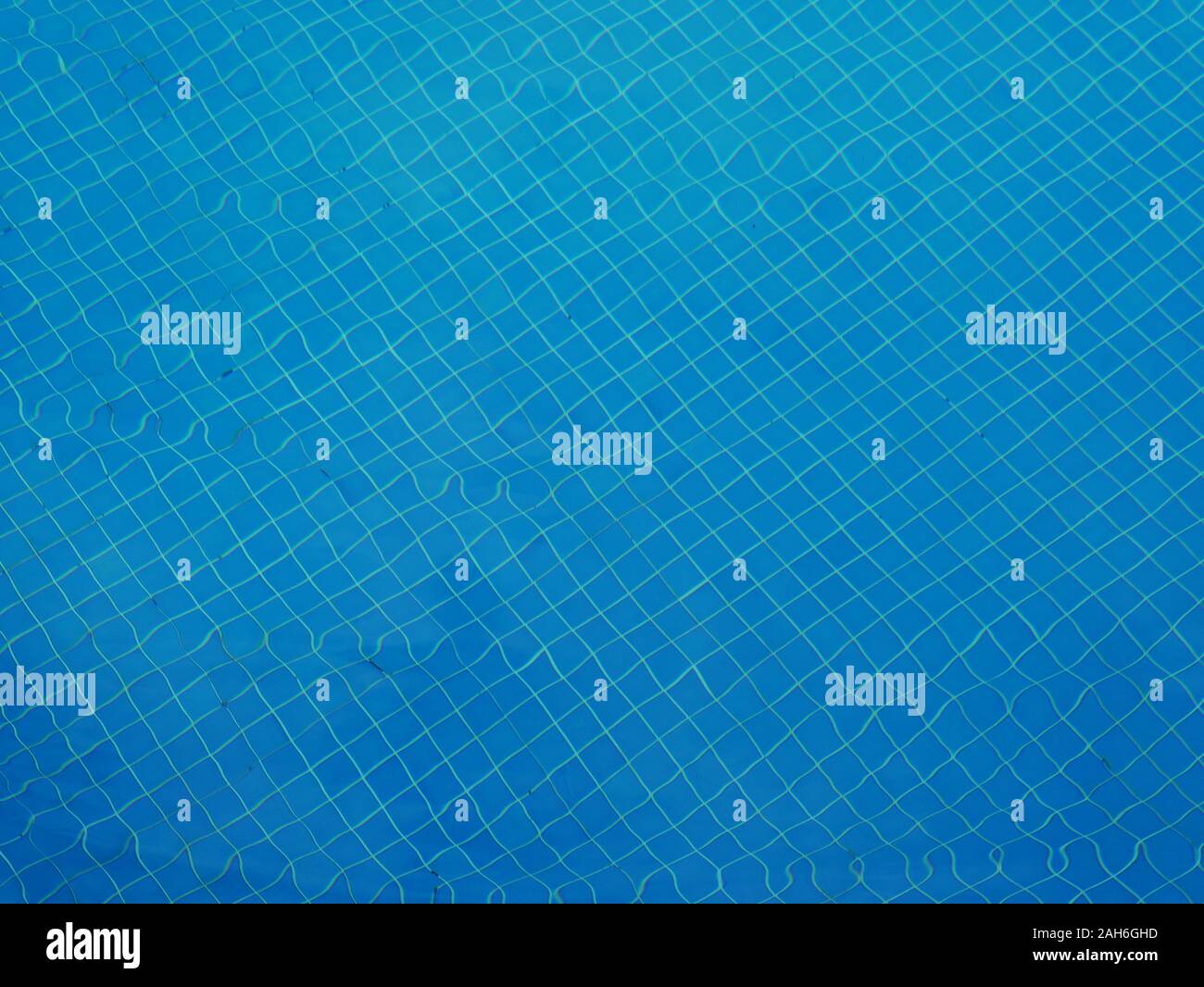 Swimming pool with crystal clear water Stock Photo - Alamy