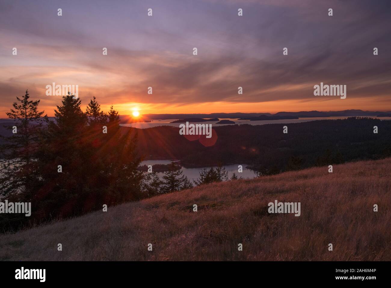 Summit view, Turtleback Mountain Preserve, Orcas Island, Washington ...