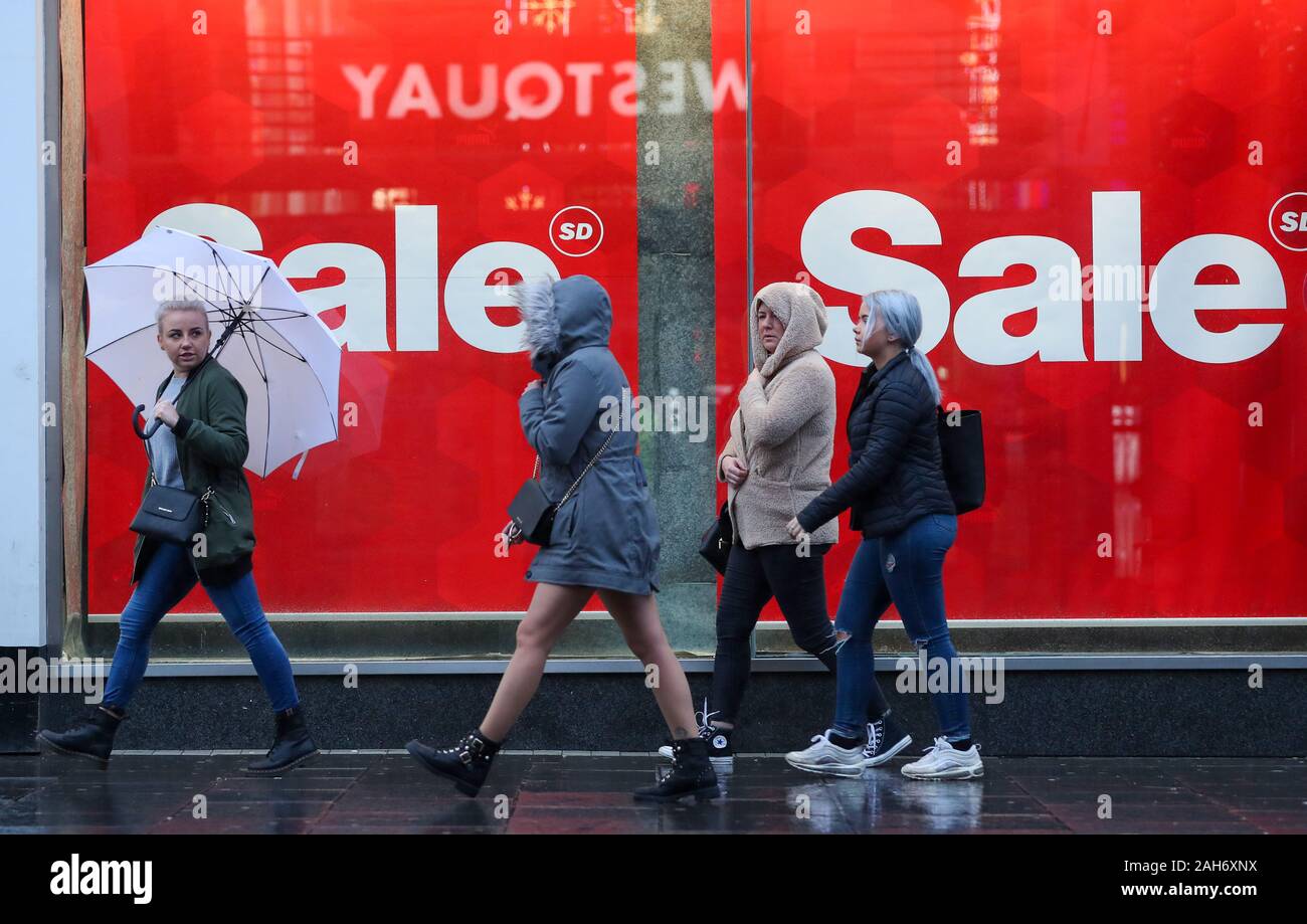 Wet sales hi-res stock photography and images - Alamy