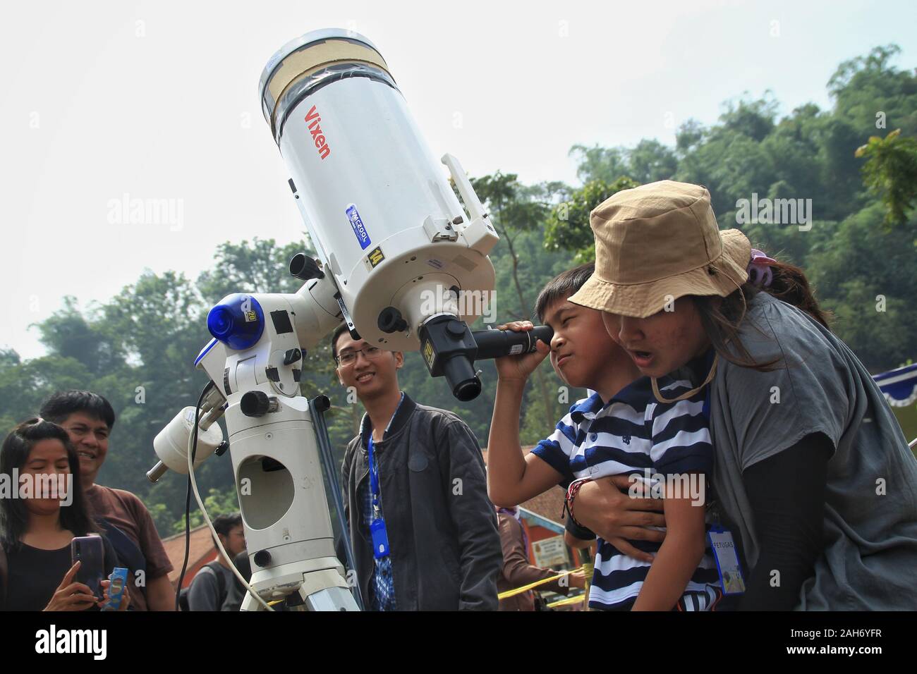 Bosscha telescope hi-res stock photography and images - Alamy