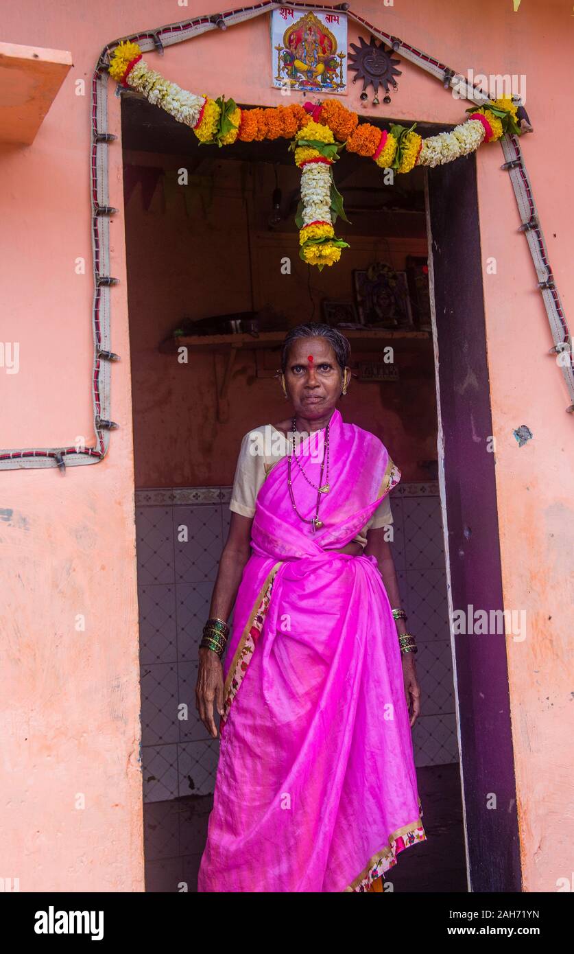 MUMBAI , INDIA - AUG 26 : Portrait of an Indian woman in Asalfa on ...
