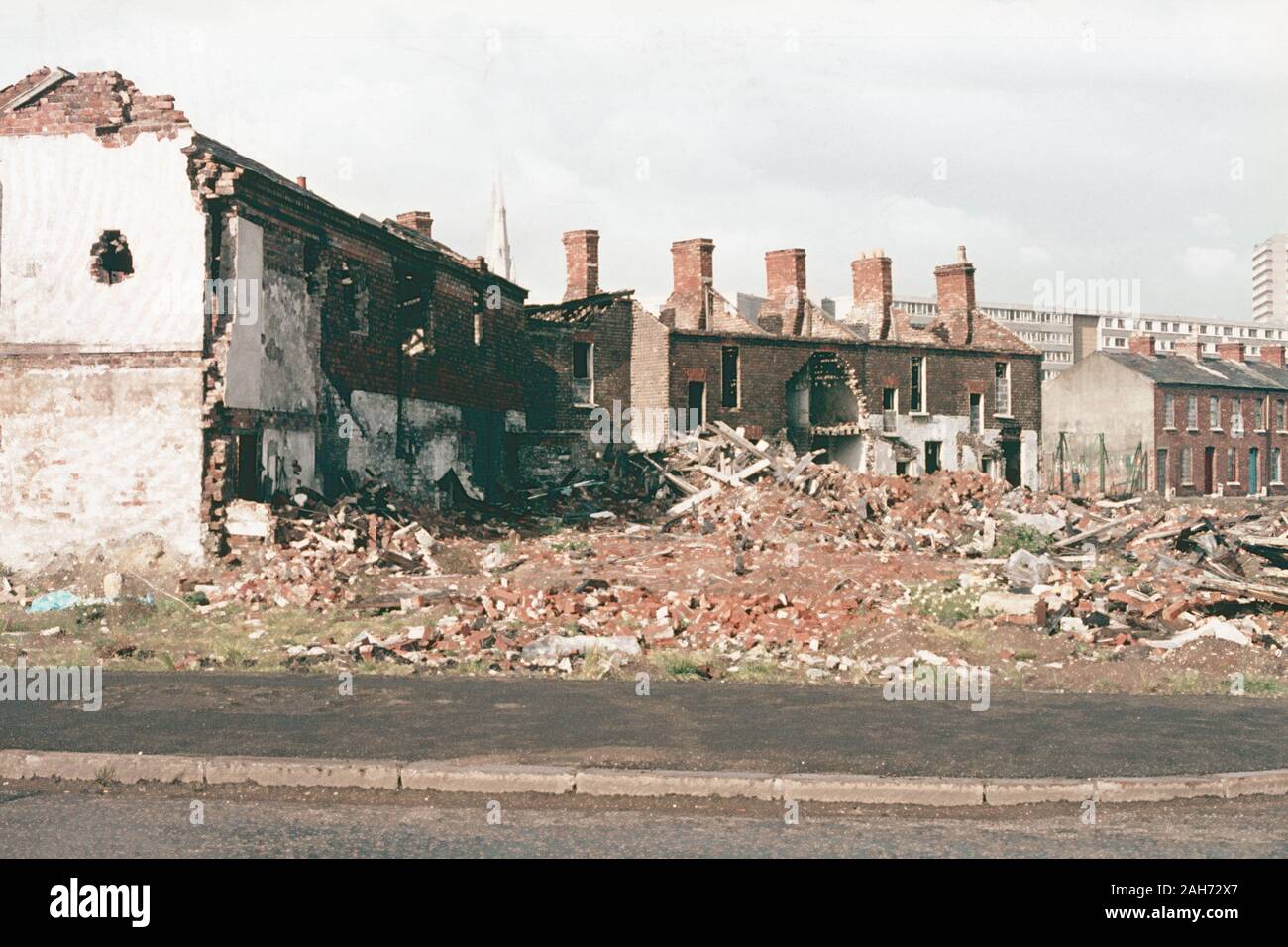 The troubles ireland 1970s hi-res stock photography and images - Alamy