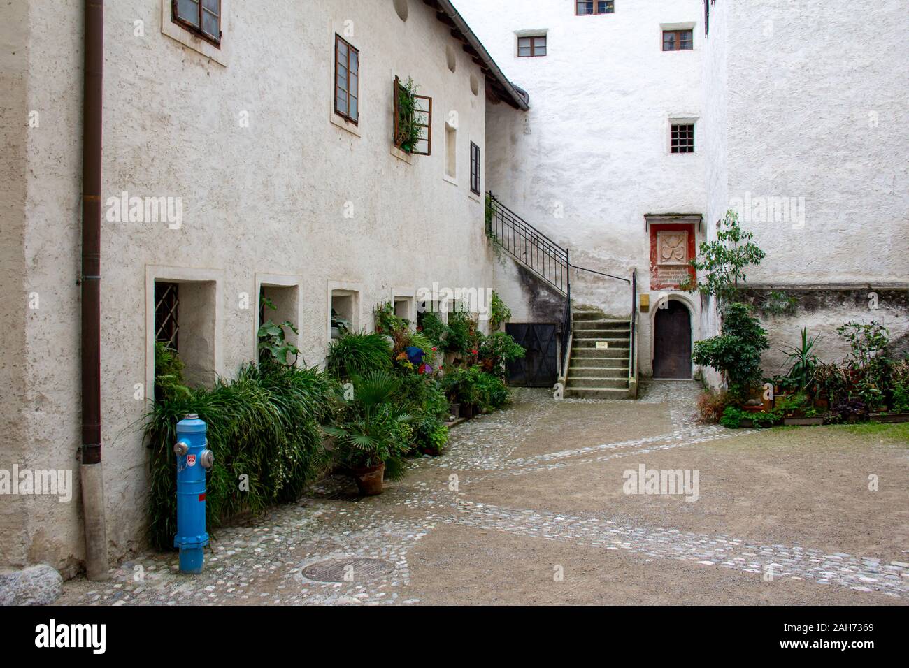 Courtyard of hohensalzburg castle hi-res stock photography and images ...