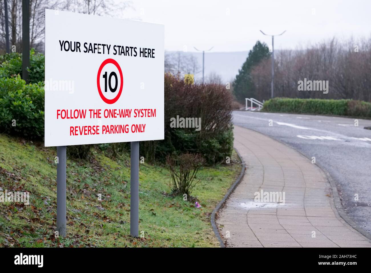 One way safety system hi-res stock photography and images - Alamy