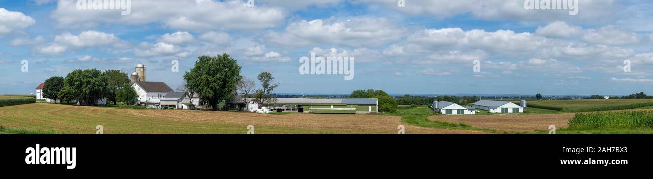 Chicken farm lancaster pennsylvania hi-res stock photography and images ...